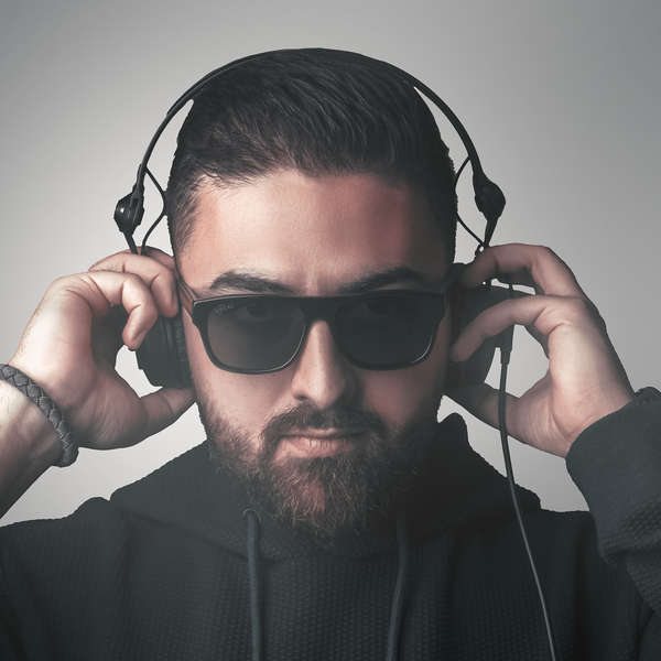 Flowmix Podcasts on Radio Javan