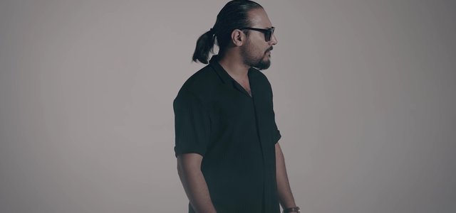 Shatranj Music Video by Amir Iran on Radio Javan