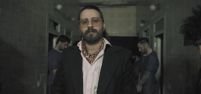Kheyme Shab Bazi (Ft Hossein Mousavi) - Music Video by Jarshaa & Babak ...