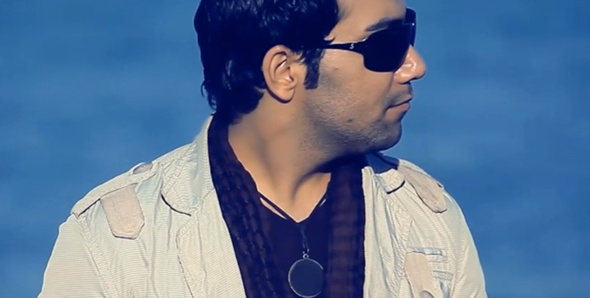 Hala Ke To Aroomi - Music Video by Arash Khan Ahmadi