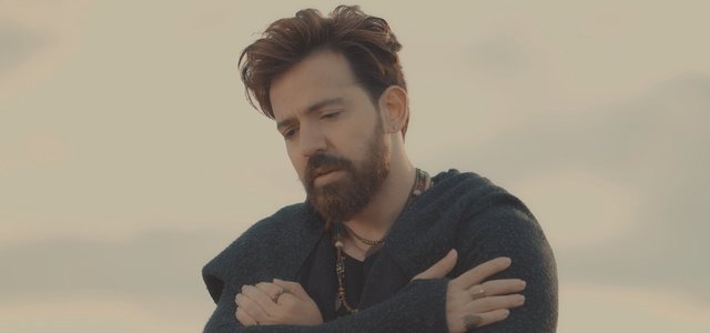 ادوین ناجی من - Najie Man (Ft Elisa) Music Video by Edvin on Radio Javan