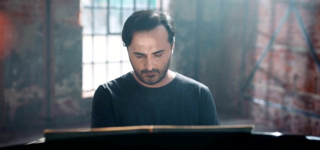 Ajab Shabi - Music Video by Shervin