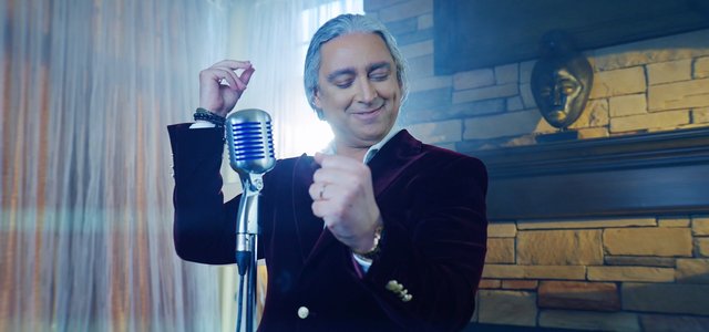 مازیار فلاحی آرایش - Arayesh Music Video by Mazyar Fallahi on Radio Javan