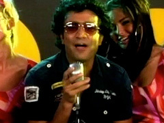 Hichvaght Music Video by Nima on Radio Javan