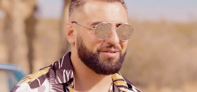 Gole Nazam Music Video by Valy on Radio Javan