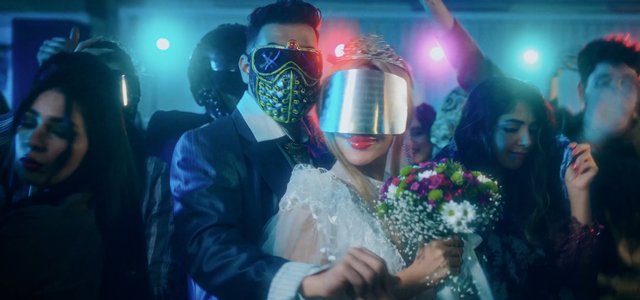 Halghe (Ft Wink) Music Video by X Band on Radio Javan