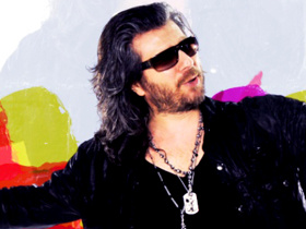 Mansour's New Remix of 'Bari Bakh' Coming Soon - RadioJavan.com